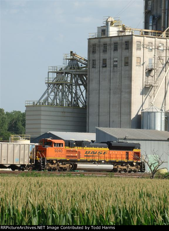 BNSF 9240